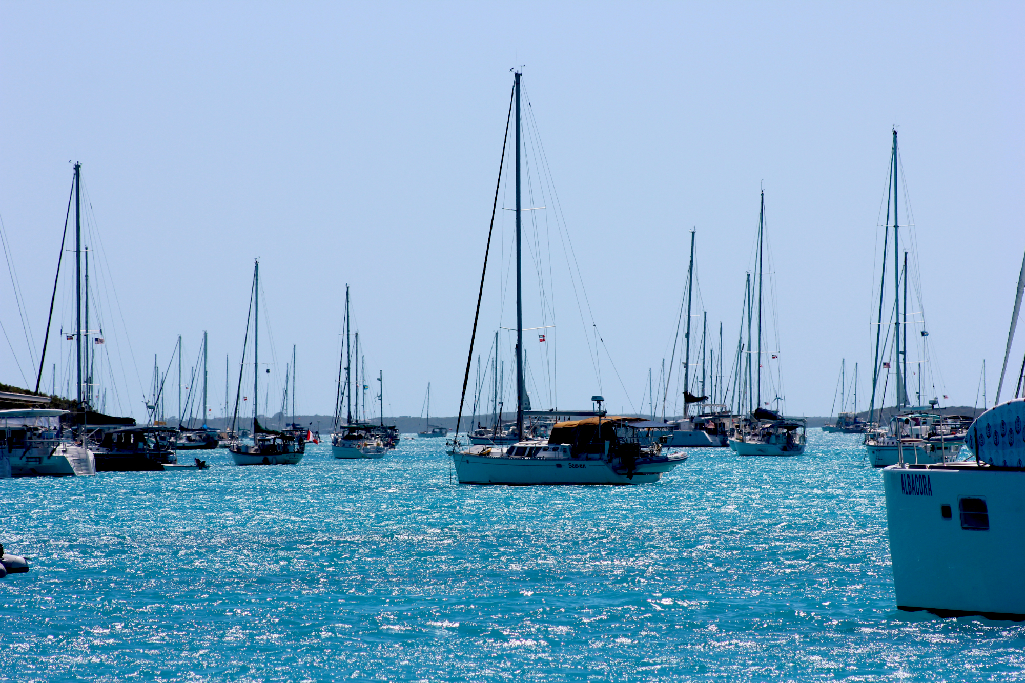 Elizabeth Harbour, George Town – Sailing Spartan
